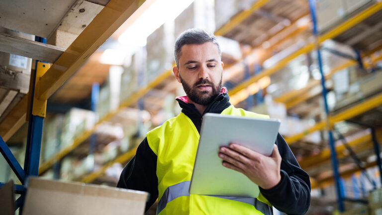 RXO - Massive capacity. Cutting-edge technology. - RXO